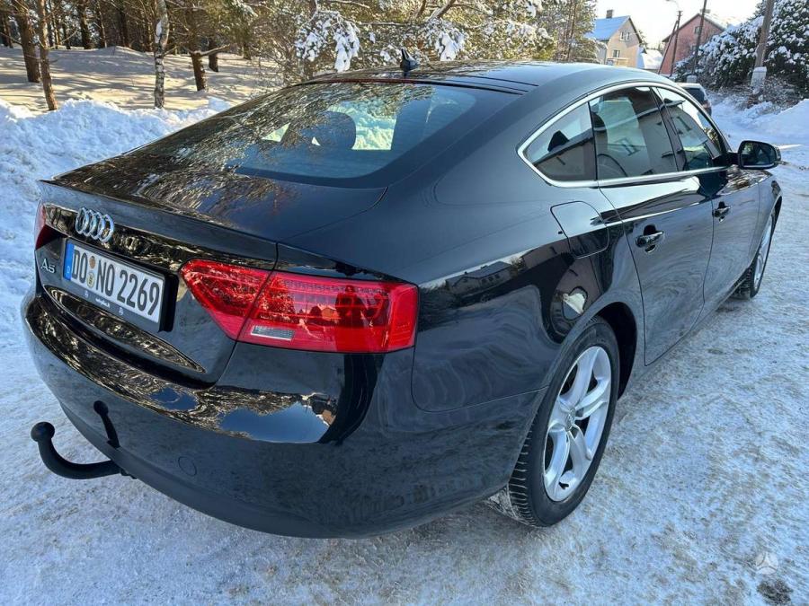 Melns Audi A5 2012 Viļņa, ar dzinēja tilpumu 1.97 L un nobraukumu 220 tūkst. km par 10550 €, foto 10 vietnē AUTOMOTO.COM.LV