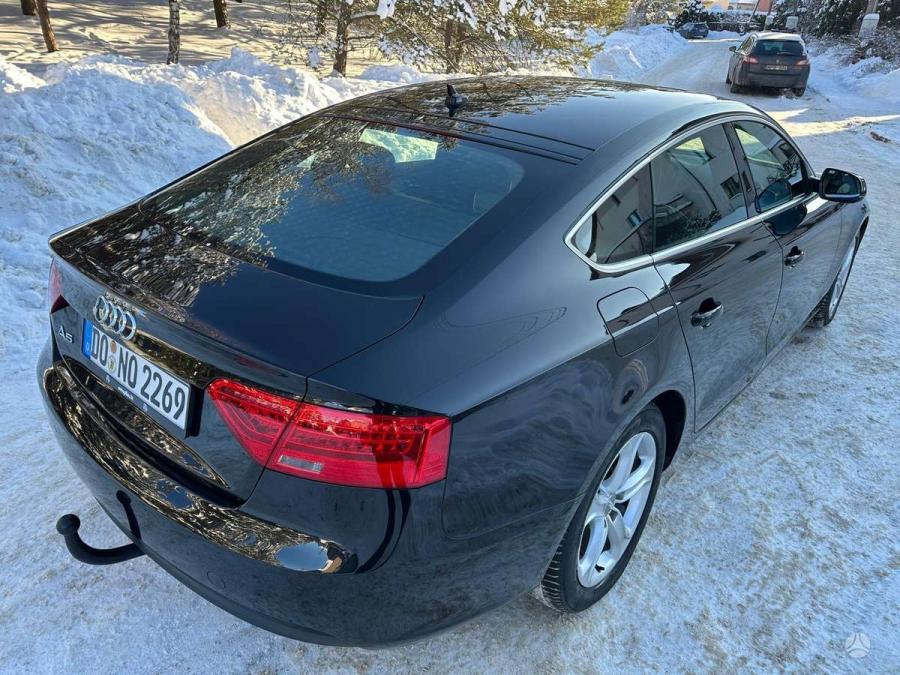Melns Audi A5 2012 Viļņa, ar dzinēja tilpumu 1.97 L un nobraukumu 220 tūkst. km par 10550 €, foto 11 vietnē AUTOMOTO.COM.LV