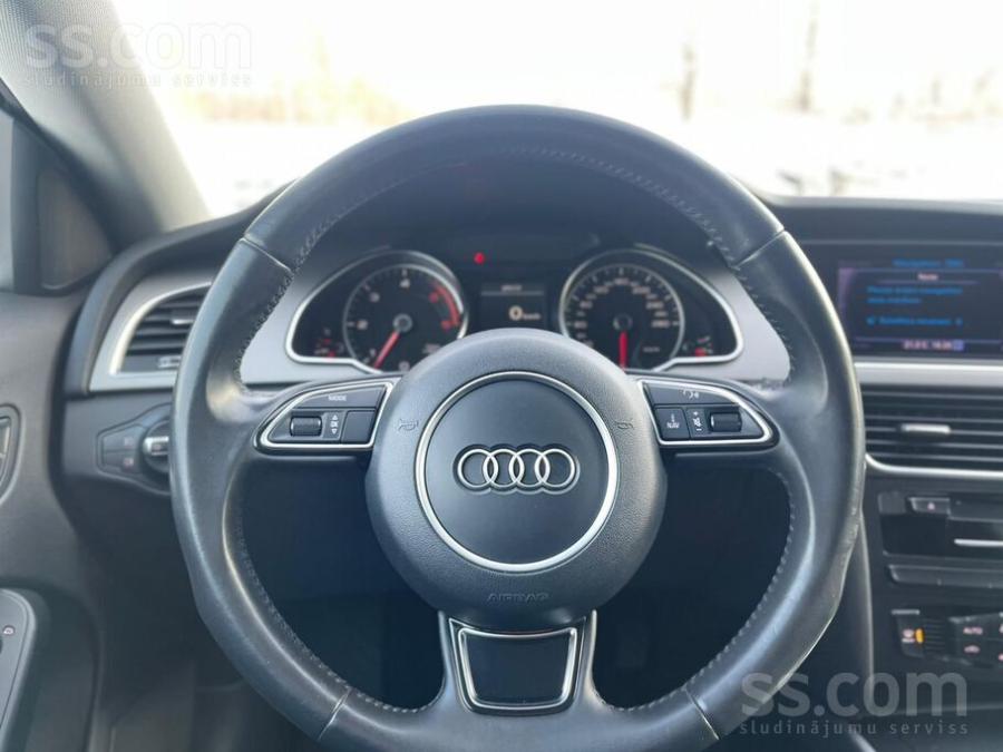 Melns Audi A5 2012 Kuldīga, ar dzinēja tilpumu 3.00 L un nobraukumu 266 tūkst. km par 10190 €, foto 14 vietnē AUTOMOTO.COM.LV