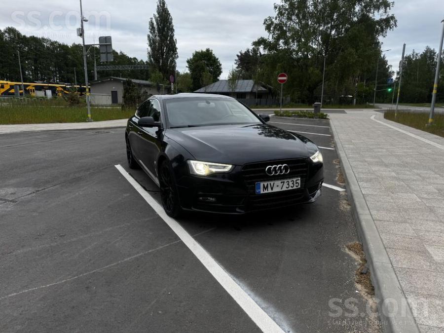 Melns Audi A5 2012 Rīga, ar dzinēja tilpumu 3.00 L un nobraukumu 332 tūkst. km par 11100 €, foto 1 vietnē AUTOMOTO.COM.LV