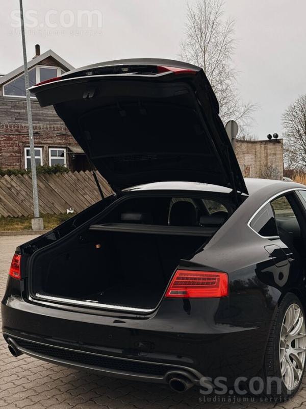 Melns Audi A5 2012 Liepāja, ar dzinēja tilpumu 1.80 L un nobraukumu 192 tūkst. km par 11500 €, foto 3 vietnē AUTOMOTO.COM.LV
