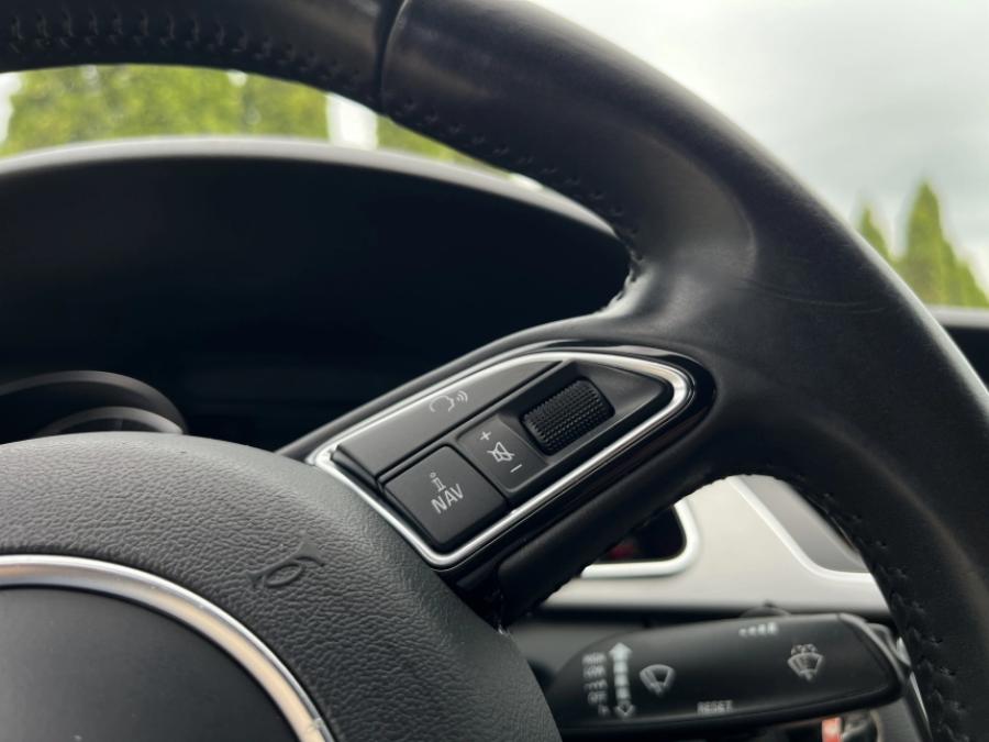Black Audi A5 2012 in Riga, with an engine capacity of 1.80 L and mileage of 157 thousand km for 10990 €, photo 17 on AUTOMOTO.COM.LV
