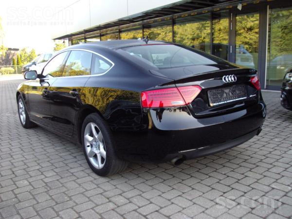 Melns Audi A5 2012 Rīga, ar dzinēja tilpumu 2.00 L un nobraukumu 147 tūkst. km par 13600 €, foto 4 vietnē AUTOMOTO.COM.LV