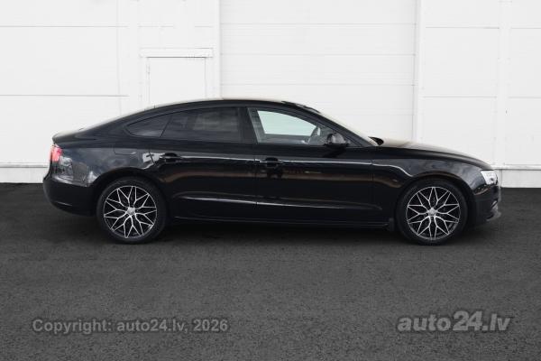 Melns Audi A5 2012 Tallina, ar dzinēja tilpumu 2.00 L un nobraukumu 289 tūkst. km par 9999 €, foto 4 vietnē AUTOMOTO.COM.LV