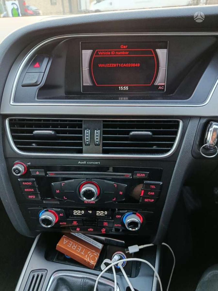 Black Audi A5 2012 in Kaunas, with an engine capacity of 1.80 L and mileage of 183 thousand km for 4000 €, photo 12 on AUTOMOTO.COM.LV