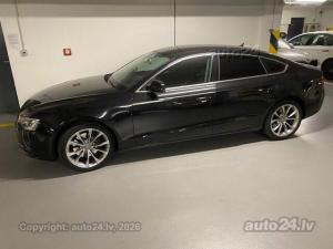 Melns Audi A5 2013 Tallina, ar dzinēja tilpumu 3.00 L un nobraukumu 265 tūkst. km par 12300 €, foto 2 vietnē AUTOMOTO.COM.LV