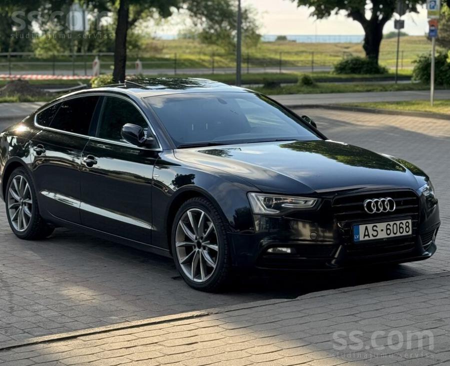 Black Audi A5 2013 in Liepaja, with an engine capacity of 2.00 L and mileage of 350 thousand km for 10750 €, photo 3 on AUTOMOTO.COM.LV