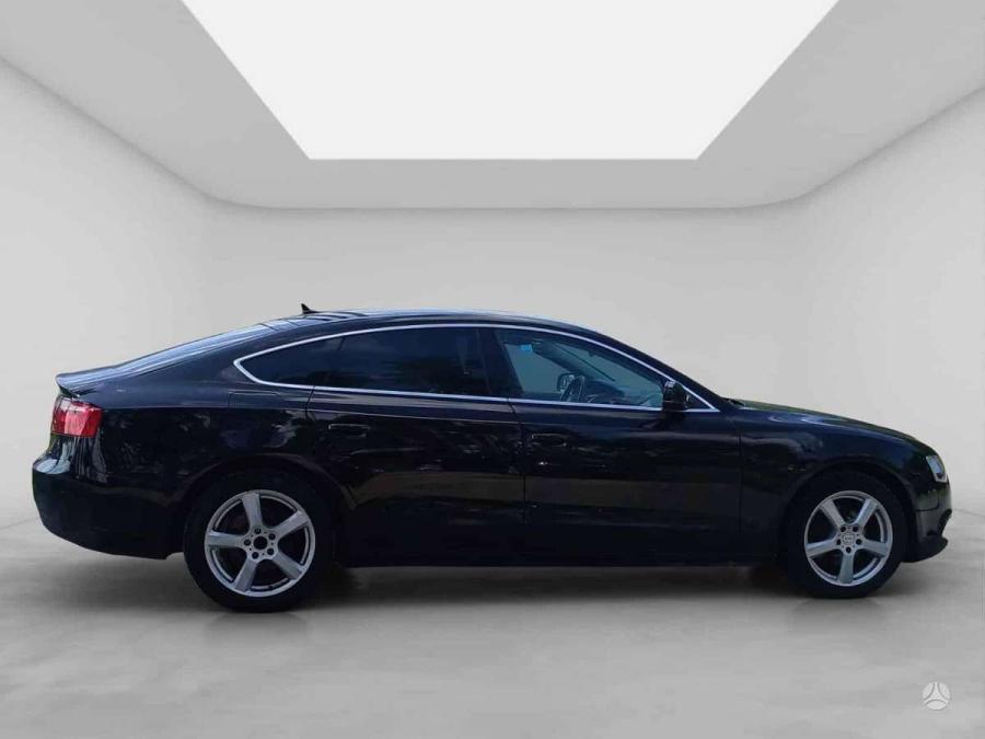 Black Audi A5 2013 in Vilnius, with an engine capacity of 2.00 L and mileage of 89 thousand km for 9490 €, photo 5 on AUTOMOTO.COM.LV