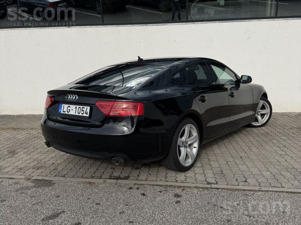 Black Audi A5 2013 in Riga, with an engine capacity of 3.00 L and mileage of 201 thousand km for 10500 €, photo 6 on AUTOMOTO.COM.LV