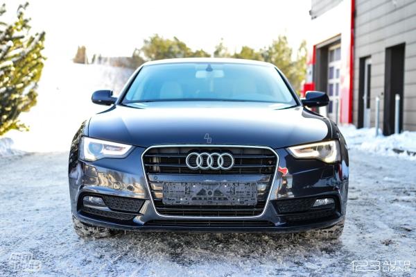 Melns Audi A5 2014 Kretinga, ar dzinēja tilpumu 2.00 L un nobraukumu 127 tūkst. km par 14500 €, foto 3 vietnē AUTOMOTO.COM.LV