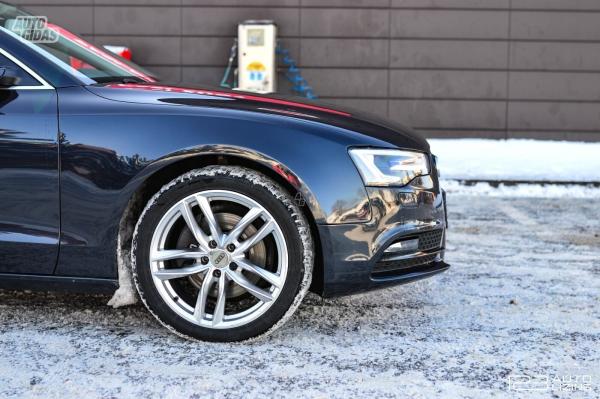 Melns Audi A5 2014 Kretinga, ar dzinēja tilpumu 2.00 L un nobraukumu 127 tūkst. km par 14500 €, foto 5 vietnē AUTOMOTO.COM.LV