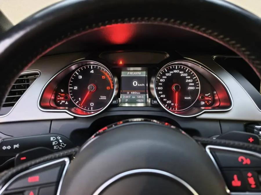 Melns Audi A5 2014 Jelgava, ar dzinēja tilpumu 3.00 L un nobraukumu 213 tūkst. km par 10990 €, foto 14 vietnē AUTOMOTO.COM.LV