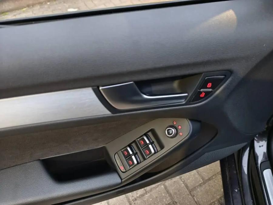 Melns Audi A5 2014 Jelgava, ar dzinēja tilpumu 3.00 L un nobraukumu 213 tūkst. km par 10990 €, foto 31 vietnē AUTOMOTO.COM.LV