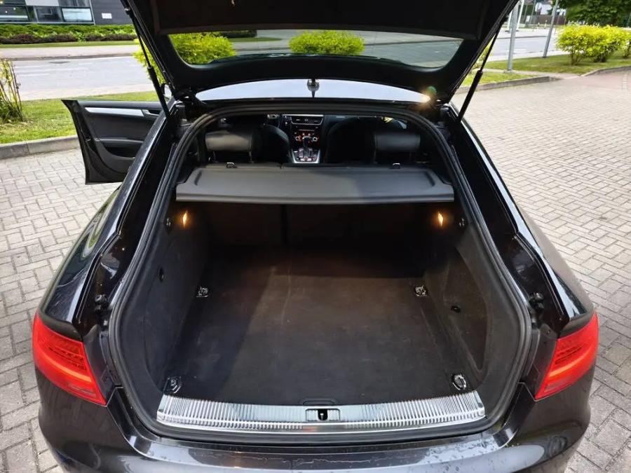 Melns Audi A5 2014 Jelgava, ar dzinēja tilpumu 3.00 L un nobraukumu 213 tūkst. km par 10990 €, foto 32 vietnē AUTOMOTO.COM.LV