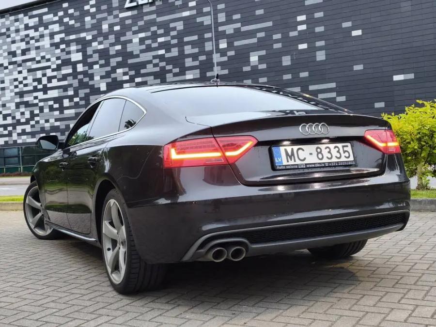 Melns Audi A5 2014 Jelgava, ar dzinēja tilpumu 3.00 L un nobraukumu 213 tūkst. km par 10990 €, foto 35 vietnē AUTOMOTO.COM.LV