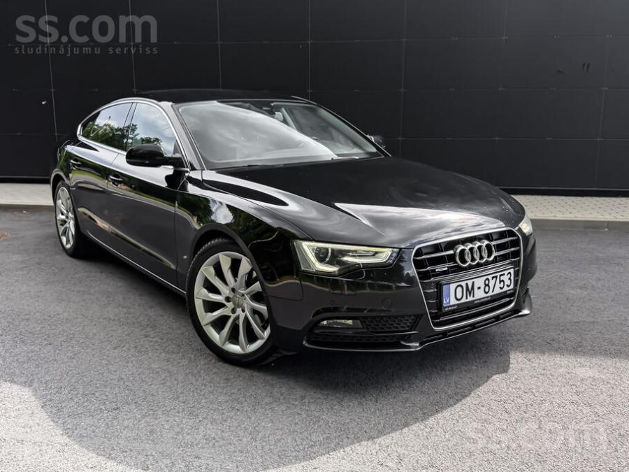 Black Audi A5 2015 in Jelgava, with an engine capacity of 3.00 L and mileage of 260 thousand km for 12995 €, photo 1 on AUTOMOTO.COM.LV