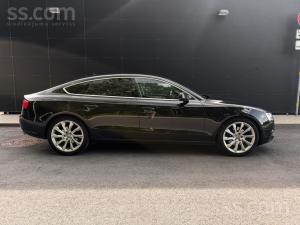 Black Audi A5 2015 in Jelgava, with an engine capacity of 3.00 L and mileage of 260 thousand km for 12995 €, photo 5 on AUTOMOTO.COM.LV