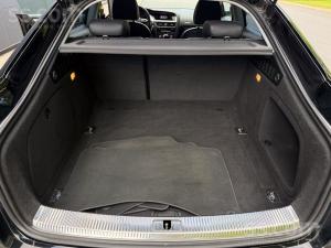 Black Audi A5 2015 in Jelgava, with an engine capacity of 3.00 L and mileage of 260 thousand km for 12995 €, photo 10 on AUTOMOTO.COM.LV