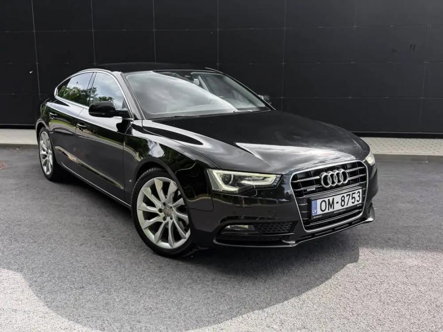 Melns Audi A5 2015 Jelgava, ar dzinēja tilpumu 3.00 L un nobraukumu 260 tūkst. km par 12995 €, foto 1 vietnē AUTOMOTO.COM.LV