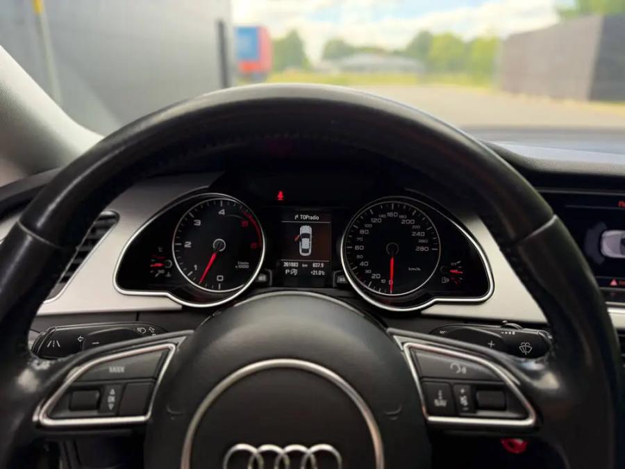 Melns Audi A5 2015 Jelgava, ar dzinēja tilpumu 3.00 L un nobraukumu 260 tūkst. km par 12995 €, foto 22 vietnē AUTOMOTO.COM.LV
