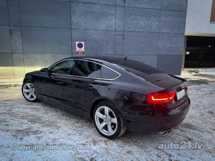 Melns Audi A5 2016 Pērnava, ar dzinēja tilpumu 3.00 L un nobraukumu 230 tūkst. km par 14490 €, foto 5 vietnē AUTOMOTO.COM.LV