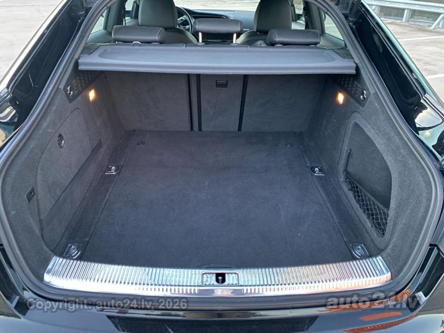 Melns Audi A5 2016 Tallina, ar dzinēja tilpumu 3.00 L un nobraukumu 178 tūkst. km par 19500 €, foto 17 vietnē AUTOMOTO.COM.LV