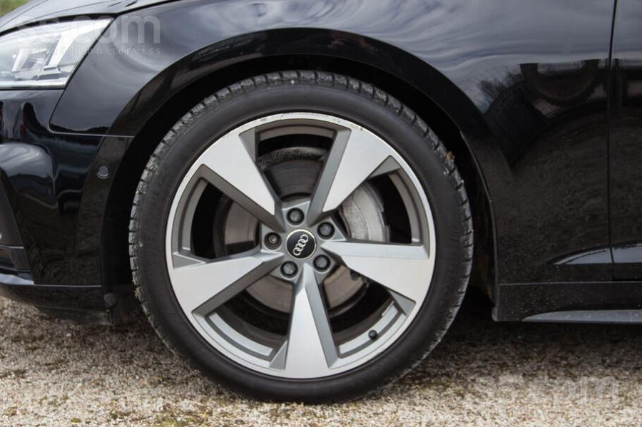 Melns Audi A5 2017 Tukums, ar dzinēja tilpumu 3.00 L un nobraukumu 194 tūkst. km par 19500 €, foto 31 vietnē AUTOMOTO.COM.LV