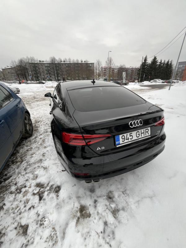 Melns Audi A5 2017 Tallina, ar dzinēja tilpumu 2.00 L un nobraukumu 140 tūkst. km par 23000 €, foto 2 vietnē AUTOMOTO.COM.LV