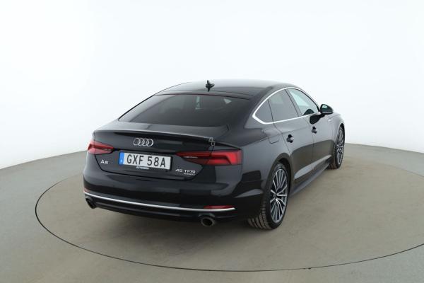 Melns Audi A5 2019 Kauņa, ar dzinēja tilpumu 0.00 L un nobraukumu 90 tūkst. km par 30033 €, foto 5 vietnē AUTOMOTO.COM.LV