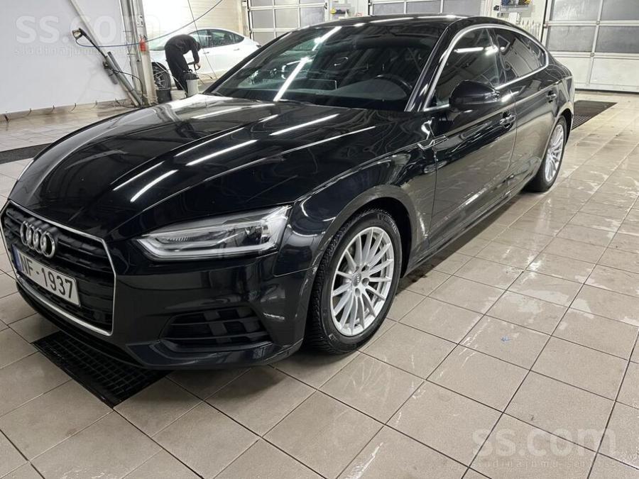 Black Audi A5 2019 in Riga, with an engine capacity of 2.00 L and mileage of 194 thousand km for 16100 €, photo 3 on AUTOMOTO.COM.LV