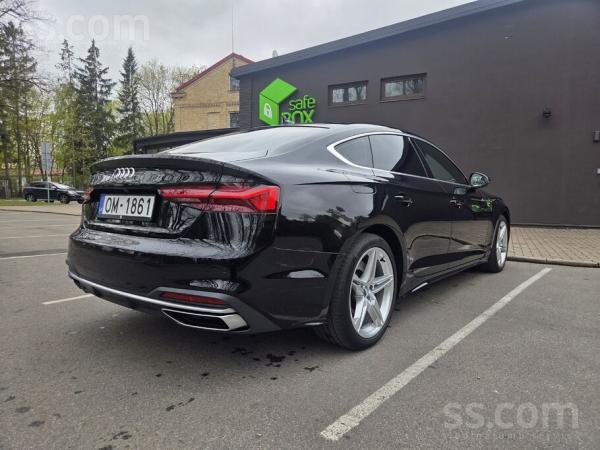 Black Audi A5 2021 in Riga, with an engine capacity of 3.00 L and mileage of 0 thousand km for 29900 €, photo 4 on AUTOMOTO.COM.LV