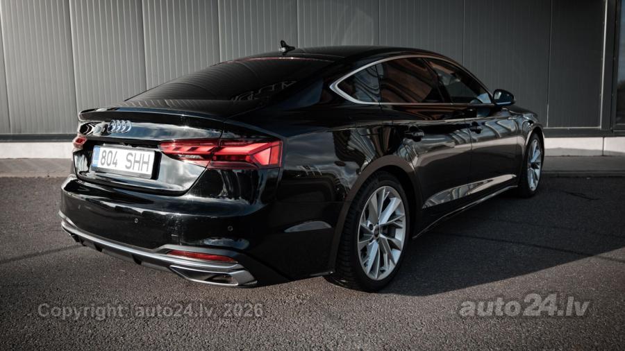 Melns Audi A5 2021 Tallina, ar dzinēja tilpumu 2.00 L un nobraukumu 120 tūkst. km par 30500 €, foto 6 vietnē AUTOMOTO.COM.LV