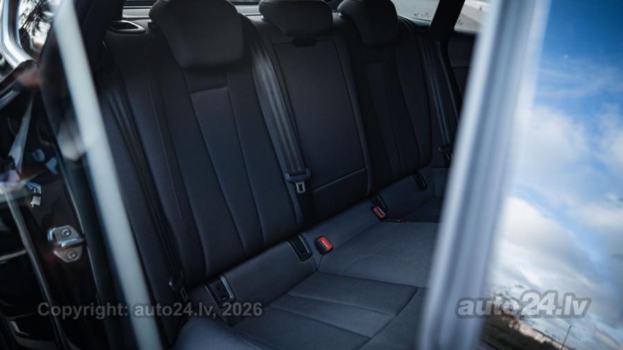 Melns Audi A5 2021 Tallina, ar dzinēja tilpumu 2.00 L un nobraukumu 120 tūkst. km par 30500 €, foto 16 vietnē AUTOMOTO.COM.LV