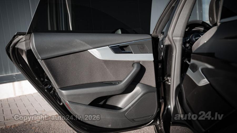 Melns Audi A5 2021 Tallina, ar dzinēja tilpumu 2.00 L un nobraukumu 120 tūkst. km par 30500 €, foto 19 vietnē AUTOMOTO.COM.LV