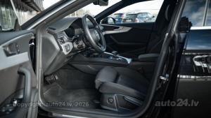 Melns Audi A5 2021 Tallina, ar dzinēja tilpumu 2.00 L un nobraukumu 120 tūkst. km par 30500 €, foto 21 vietnē AUTOMOTO.COM.LV