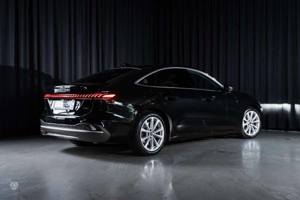 Melns Audi A5 2025 Viļņa, ar dzinēja tilpumu 1.97 L un nobraukumu 15 tūkst. km par 44999 €, foto 5 vietnē AUTOMOTO.COM.LV
