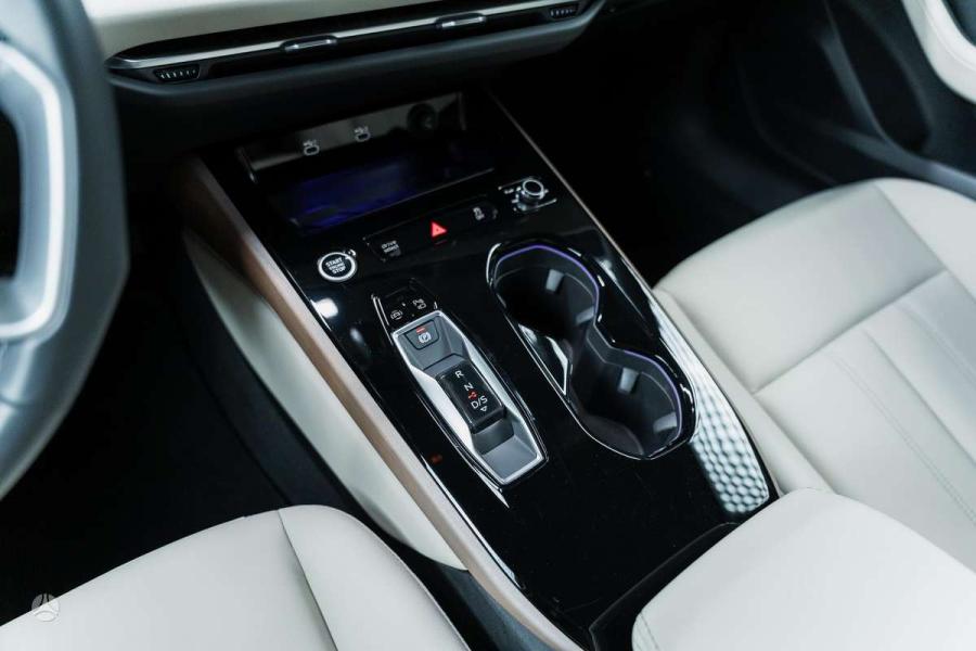 Melns Audi A5 2025 Viļņa, ar dzinēja tilpumu 1.97 L un nobraukumu 15 tūkst. km par 44999 €, foto 25 vietnē AUTOMOTO.COM.LV