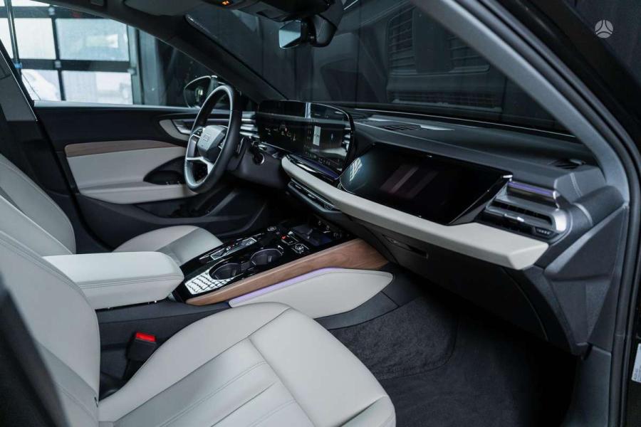 Melns Audi A5 2025 Viļņa, ar dzinēja tilpumu 1.97 L un nobraukumu 15 tūkst. km par 44999 €, foto 29 vietnē AUTOMOTO.COM.LV