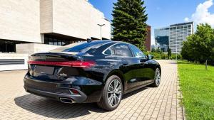 Black Audi A5 2026 in Vilnius, with an engine capacity of 1.98 L and mileage of 22 thousand km for 38300 €, photo 4 on AUTOMOTO.COM.LV