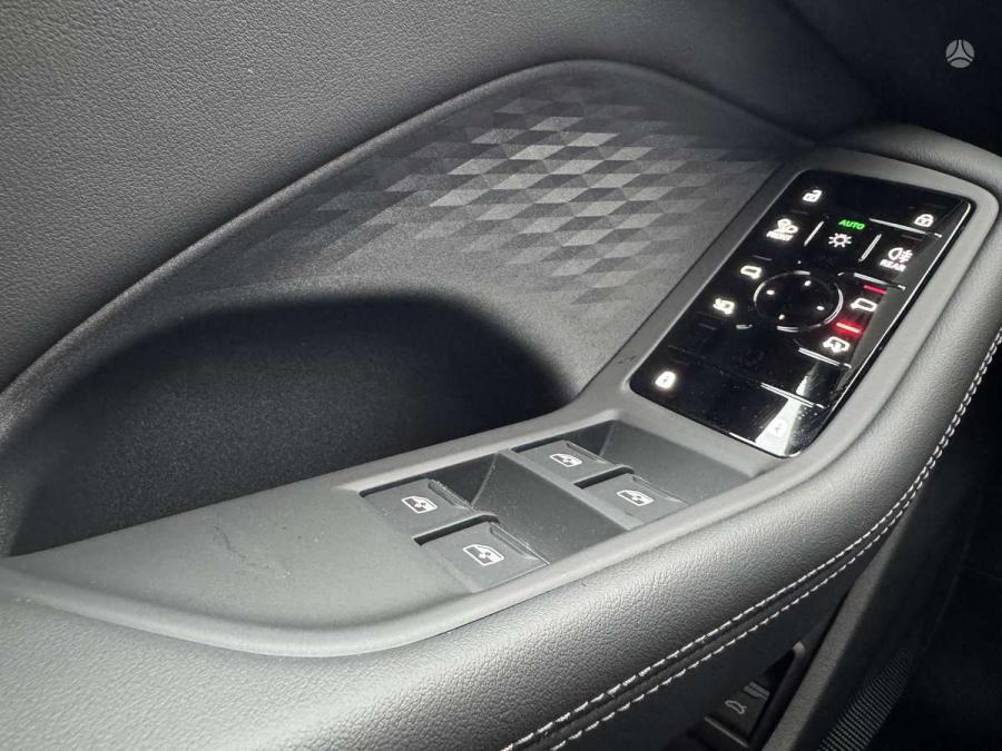 Black Audi A5 2026 in Vilnius, with an engine capacity of 1.98 L and mileage of 22 thousand km for 38300 €, photo 13 on AUTOMOTO.COM.LV