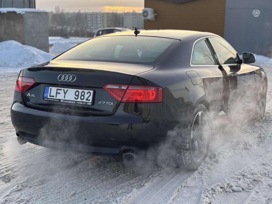 Black Audi A5 2008 in Utena, with an engine capacity of 2.70 L and mileage of 300 thousand km for 3199 €, photo 4 on AUTOMOTO.COM.LV