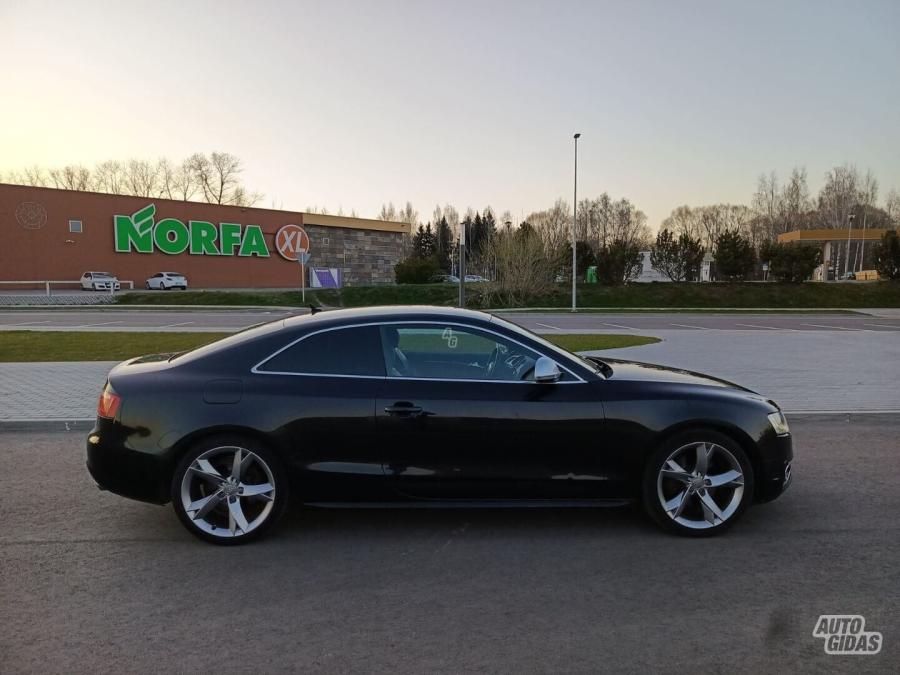 Black Audi A5 2009 in Klaipeda, with an engine capacity of 2.70 L and mileage of 320 thousand km for 3700 €, photo 8 on AUTOMOTO.COM.LV