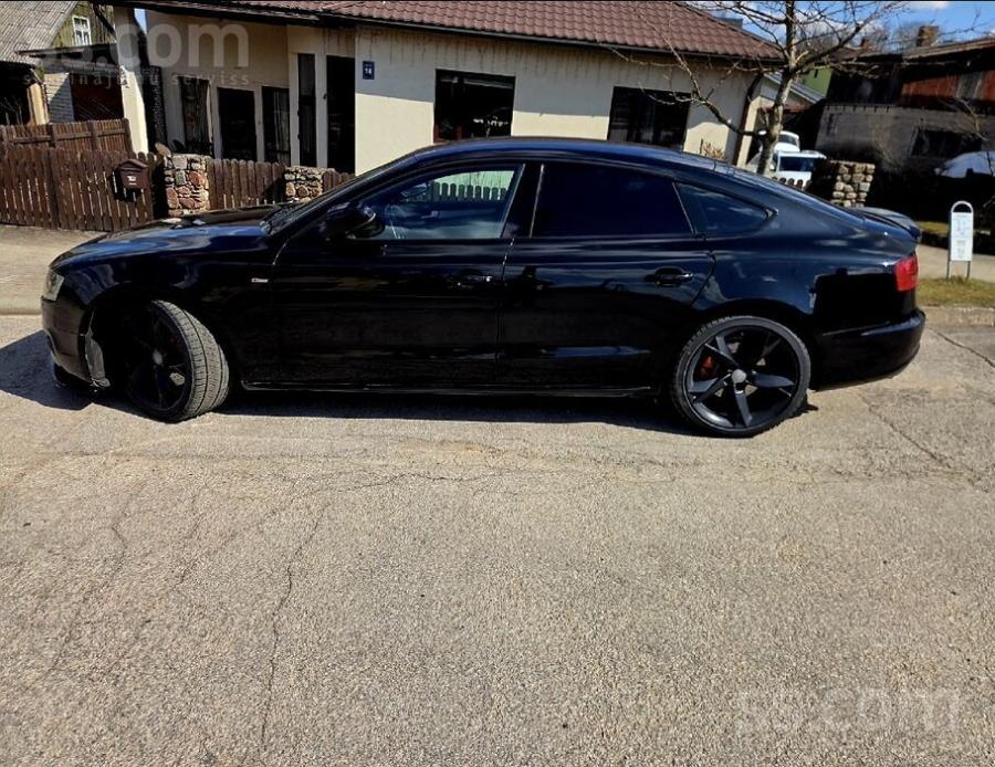 Black Audi A5 2009 in Cesis, with an engine capacity of 3.00 L and mileage of 336 thousand km for 9500 €, photo 5 on AUTOMOTO.COM.LV