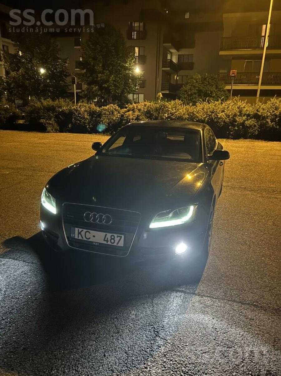 Black Audi A5 2009 in Riga, with an engine capacity of 2.00 L and mileage of 343 thousand km for 6250 €, photo 13 on AUTOMOTO.COM.LV