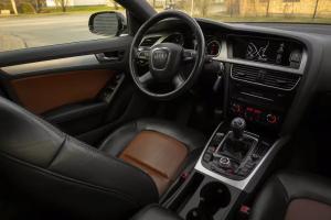Black Audi A5 2009 in Jelgava, with an engine capacity of 2.70 L and mileage of 240 thousand km for 8900 €, photo 7 on AUTOMOTO.COM.LV