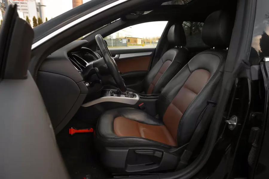 Black Audi A5 2009 in Jelgava, with an engine capacity of 2.70 L and mileage of 240 thousand km for 8900 €, photo 10 on AUTOMOTO.COM.LV