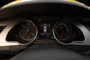 Black Audi A5 2009 in Jelgava, with an engine capacity of 2.70 L and mileage of 240 thousand km for 8900 €, photo 12 on AUTOMOTO.COM.LV