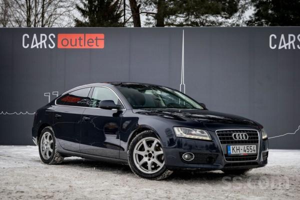 Black Audi A5 2010 in Riga, with an engine capacity of 2.00 L and mileage of 304 thousand km for 8990 €, photo 3 on AUTOMOTO.COM.LV
