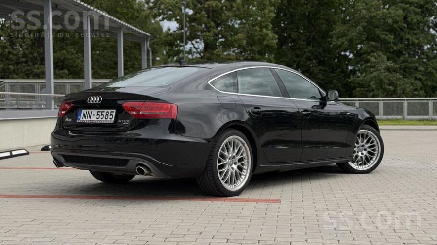 Melns Audi A5 2010 Rīga, ar dzinēja tilpumu 3.00 L un nobraukumu 327 tūkst. km par 7300 €, foto 3 vietnē AUTOMOTO.COM.LV