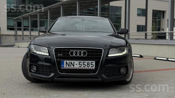 Black Audi A5 2010 in Riga, with an engine capacity of 3.00 L and mileage of 327 thousand km for 7300 €, photo 3 on AUTOMOTO.COM.LV